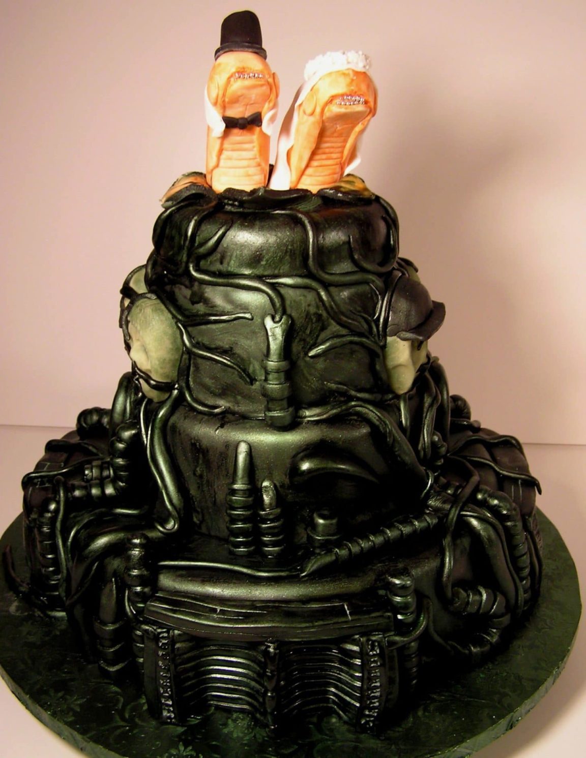 alien cake - Brilliant News